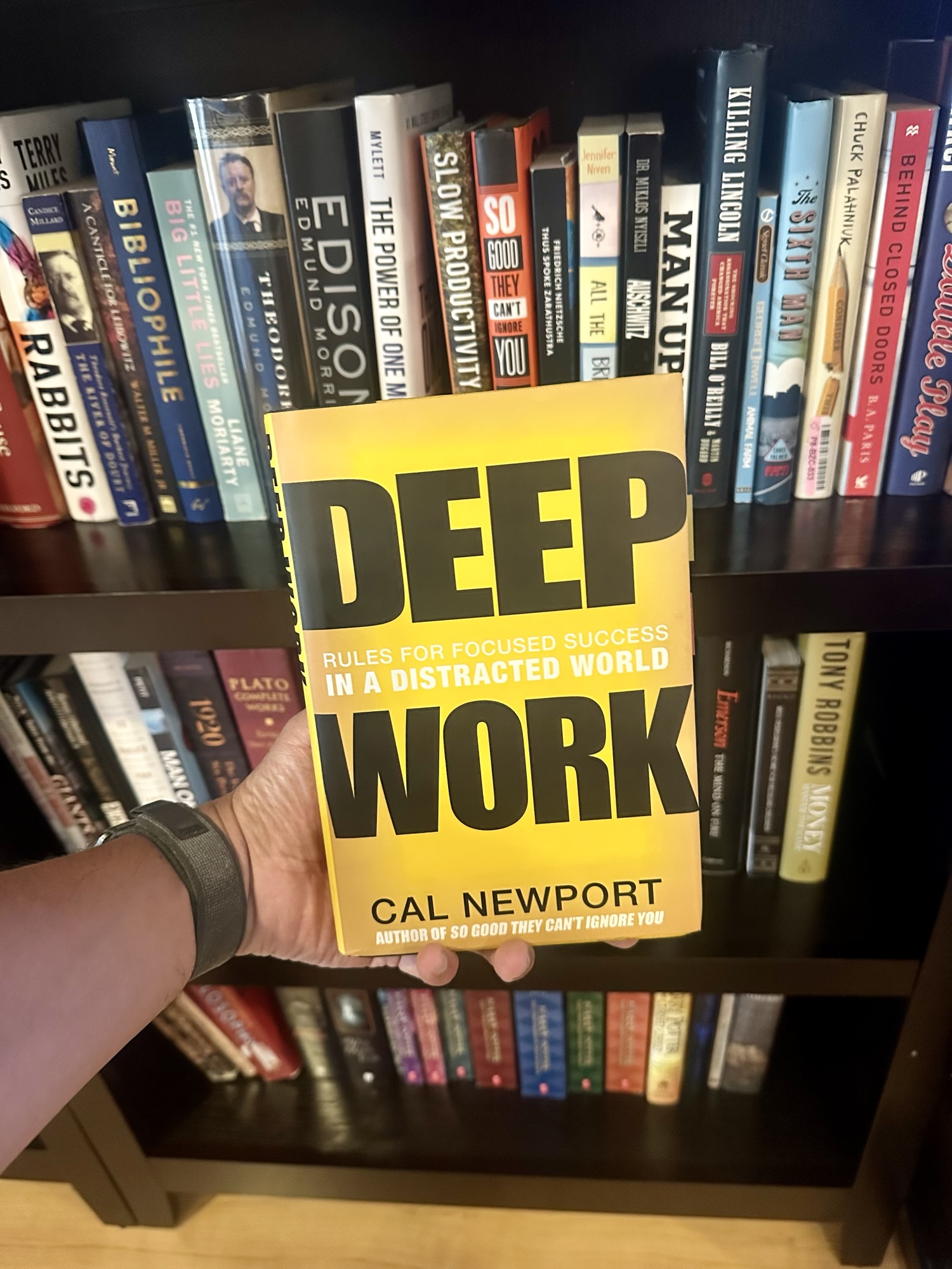 Mastering Distraction: 4 Lessons Learned From Deep Work – Book Ponder
