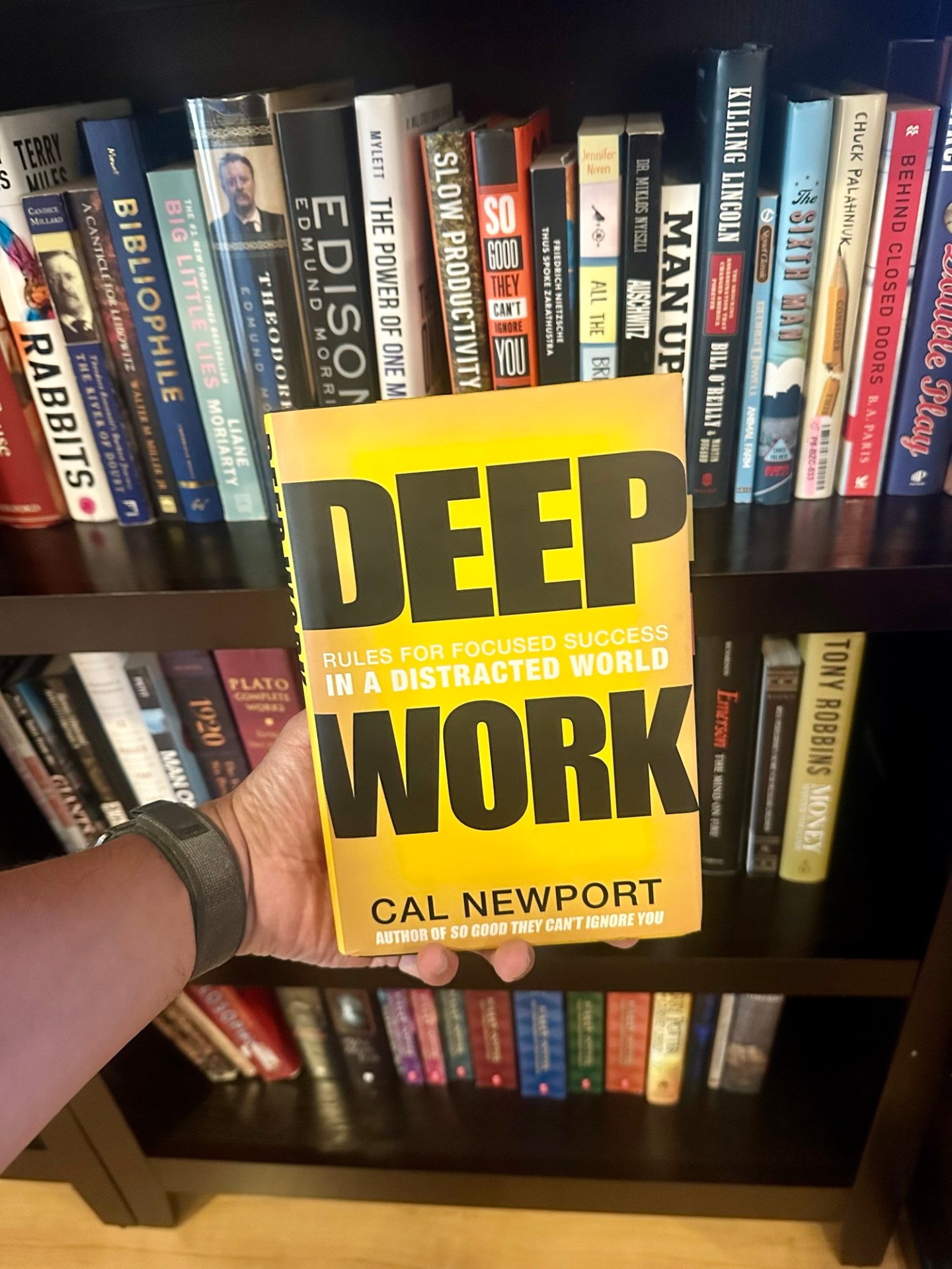 Mastering Distraction: 4 Lessons Learned From Deep Work – Book Ponder